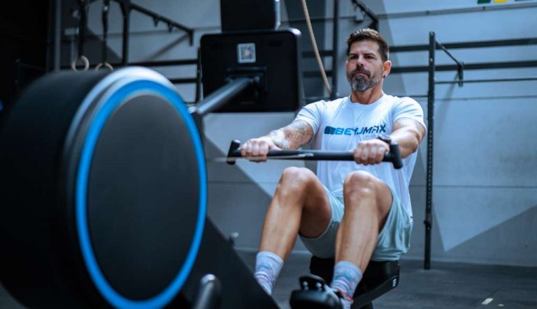 Guía práctica para entrenar con máquina de remo